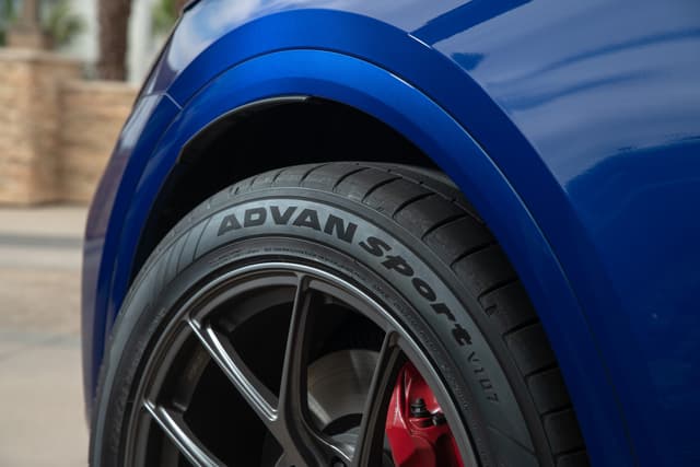 ADVAN Sport V107 - Yokohama